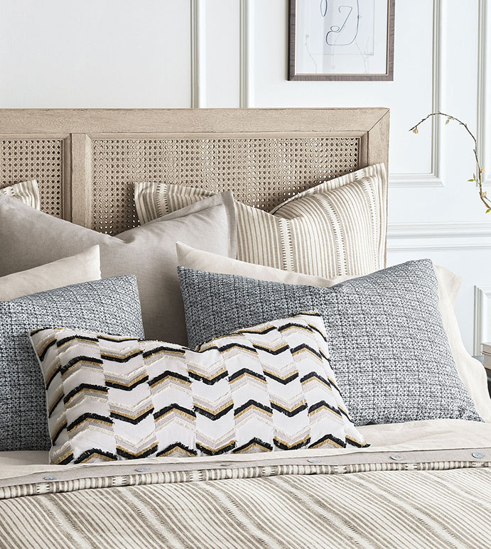 Hoyt Collection | Eastern Accents