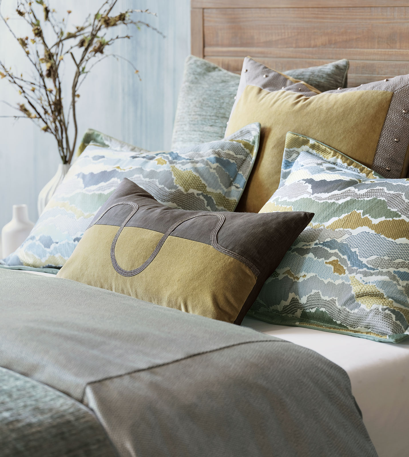 Zephyr Metallic Duvet Cover | Eastern Accents